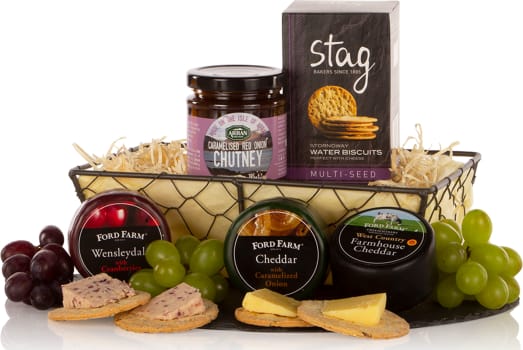Cheese and Chutney Basket | 123 Hampers